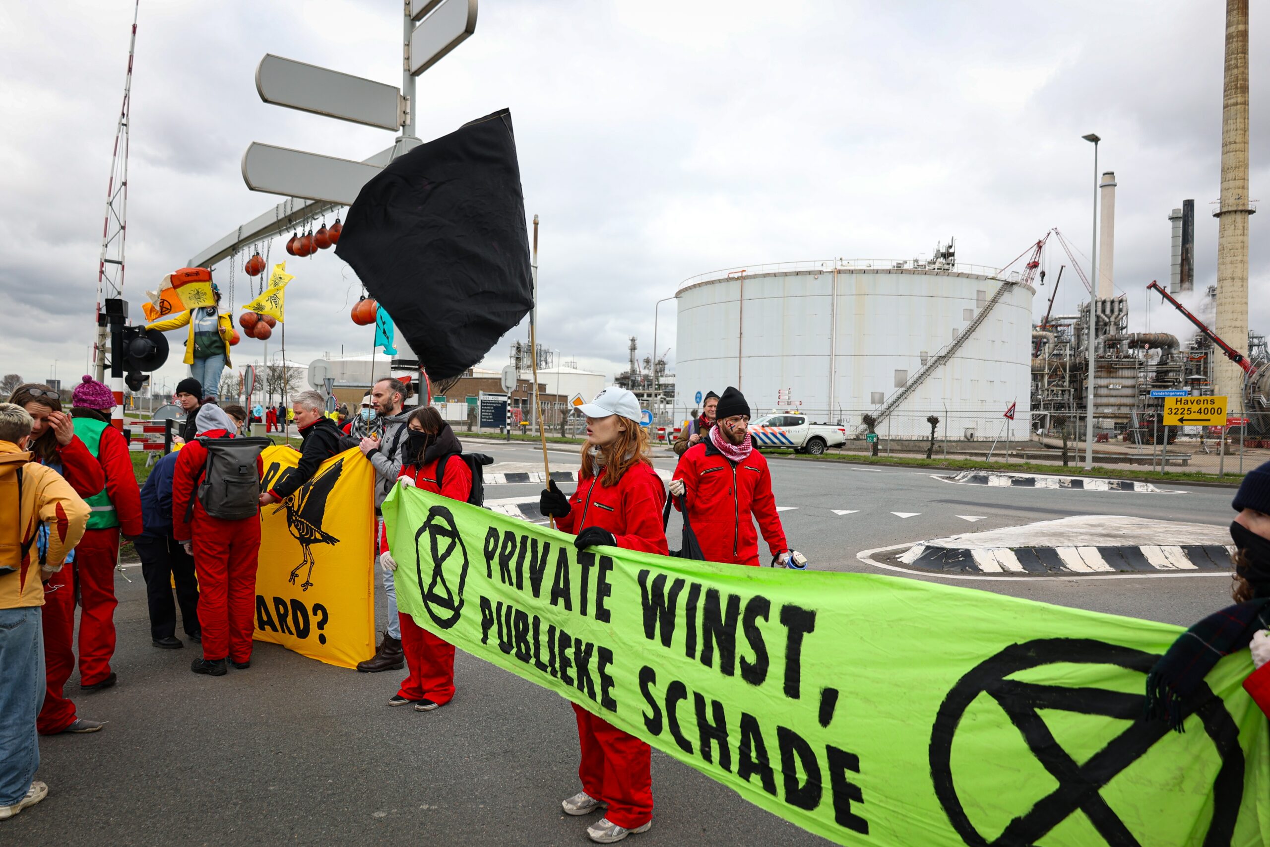 Shell pauzeert bouw fabriek biobrandstof­fen Pernis | Energeia