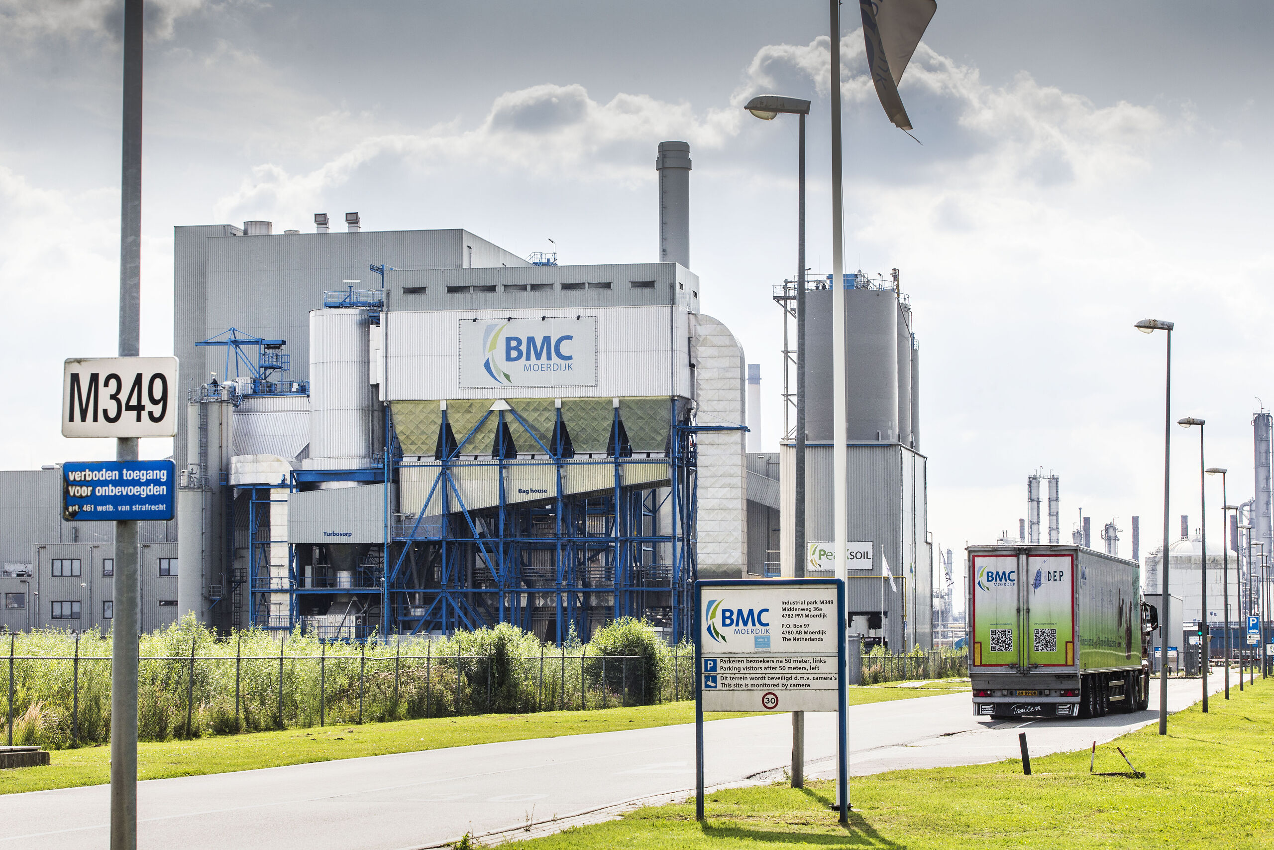 Shell test nieuwe CO₂-afvangtechniek in Moerdijk | Energeia